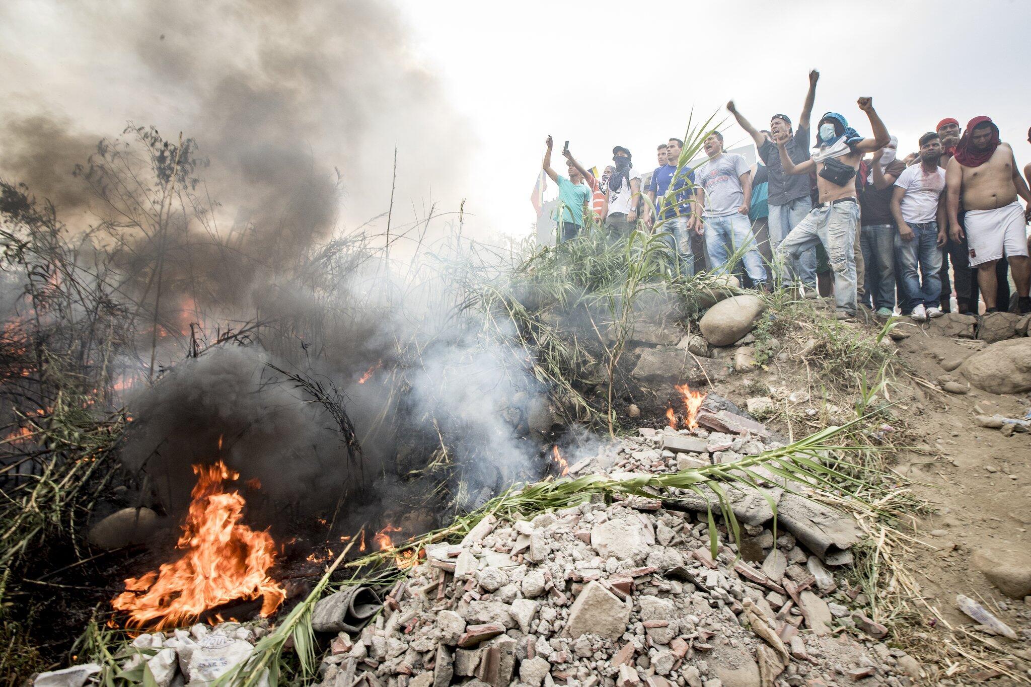 Nach Gewalt in Venezuela: Machtkampf zwischen Guaidó und Maduro könnte ... Nach Gewalt in Venezuela: Machtkampf zwischen Guaidó und Maduro könnte ...