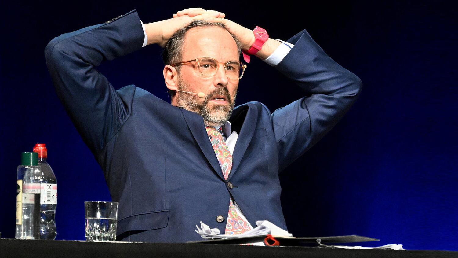 Kältebus abgebrannt: Kurt Krömer ist sauer | WEB.DE