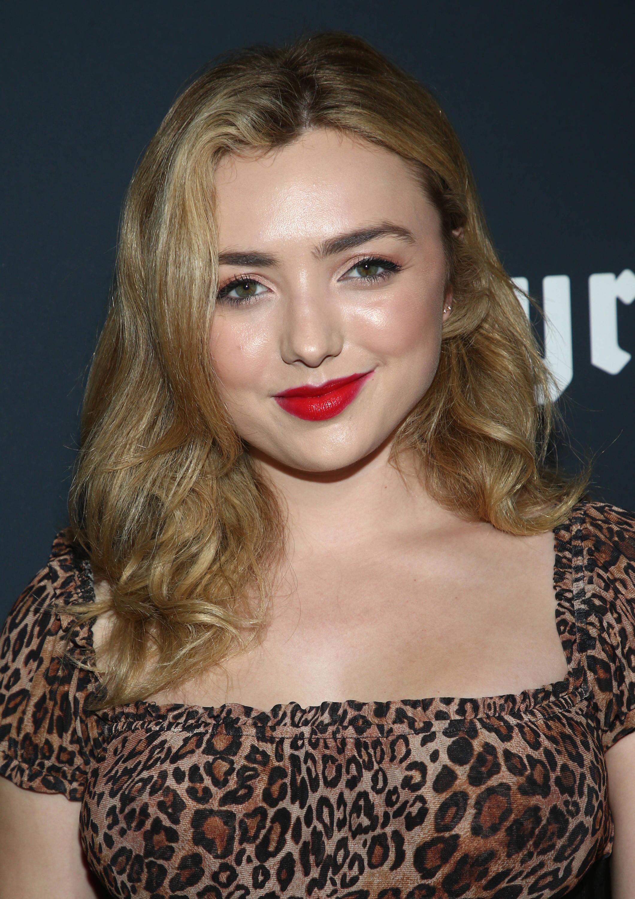 Peyton List Og Tvillingbror