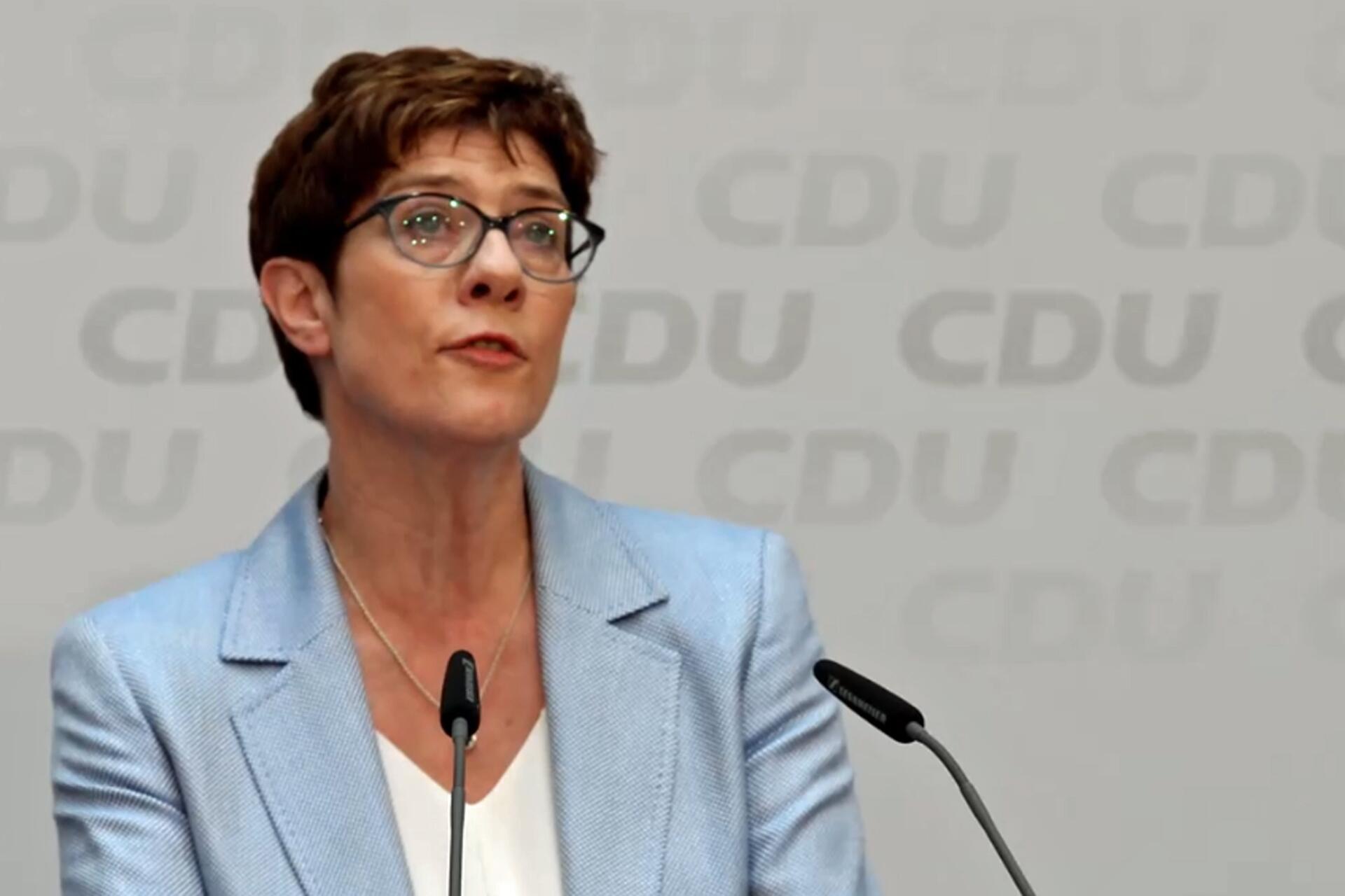 Ursula von der Leyen | Steckbrief, Bilder und News | WEB.DE Ursula von der Leyen | Steckbrief, Bilder und News | WEB.DE