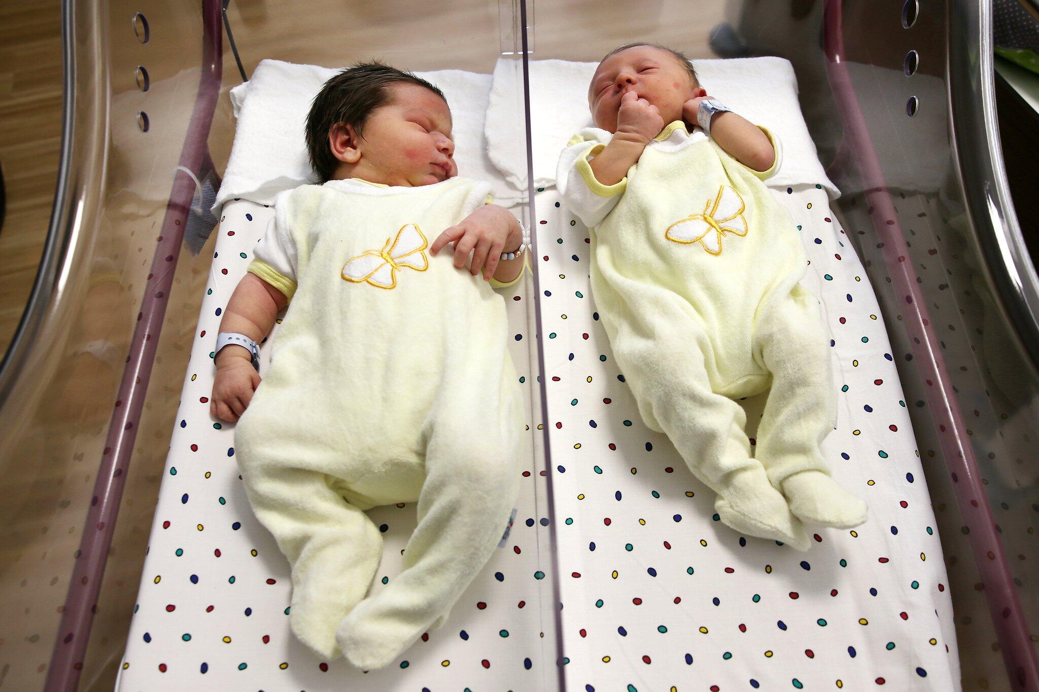 Rekordverd chtig 65 Zentimeter Gro es Baby In NRW Geboren WEB DE