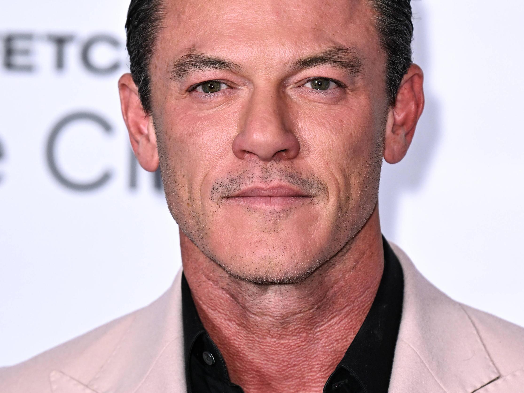 Luke Evans Et Owen Shaw