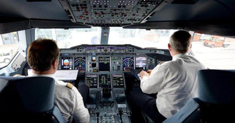 Wo schlafen Pilot und Besatzung im Flugzeug? | WEB.DE