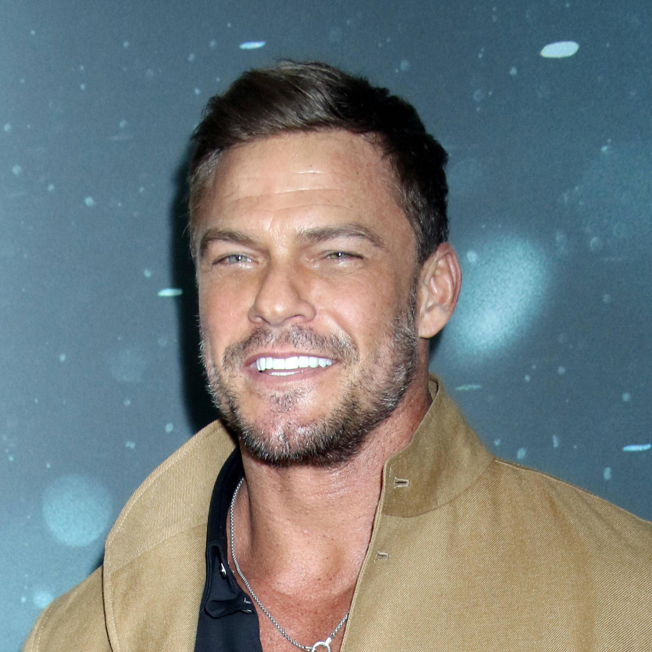 Alan Ritchson Snasta Alan Ritchson JoBlo