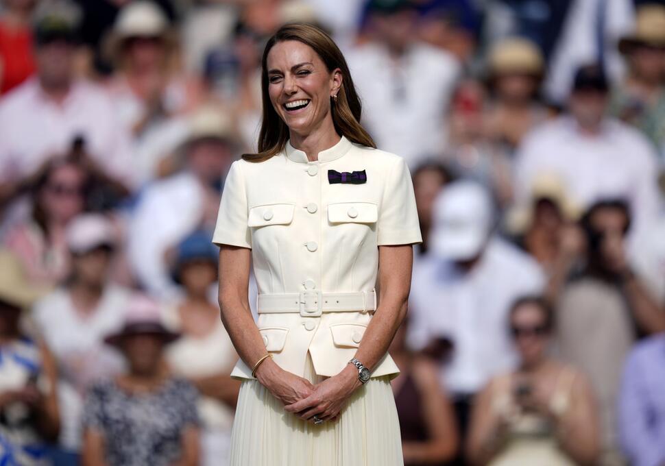 Bei Wimbledon: Prinzessin Kate mit Standing Ovations begrüßt | WEB.DE